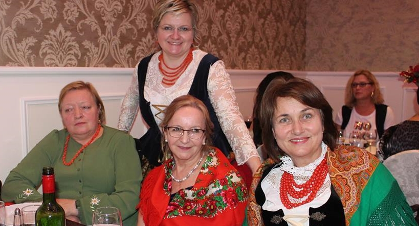 The Gift of Giving with the Polish Canadian Women’s Federation – Polish ...